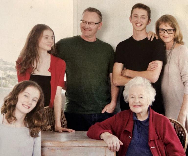 Miranda Harcourt on “The Changeover” and Whānau Values in New Zealand | Indie Outlook